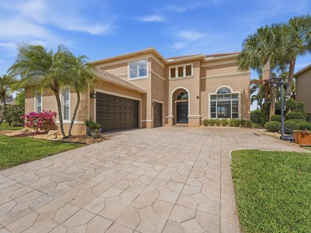 1332 Beacon Cir, Wellington, FL 33414