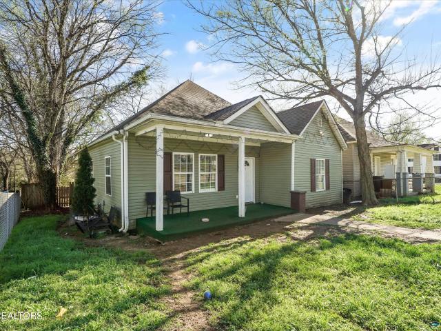 1332 Beaumont Ave
