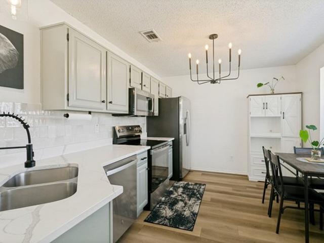 1332 Cedar Ridge Dr, Lewisville, TX 75067