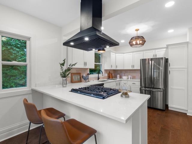 1332 Dodge St, Lake Geneva, WI 53147 | MLS #1950