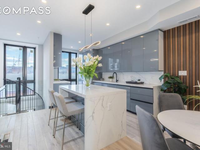 1332 G St SE 3, Washington, DC