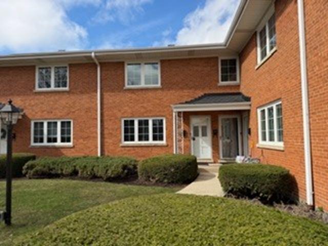 1332 Greenwillow Ln, Unit 3, Glenview, IL 60025 | MLS #12611 | Compass