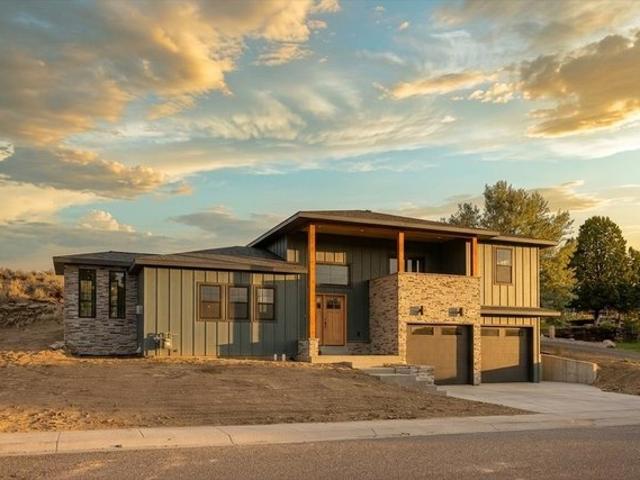 1332 Huff N Puff, Cody, WY 82414
