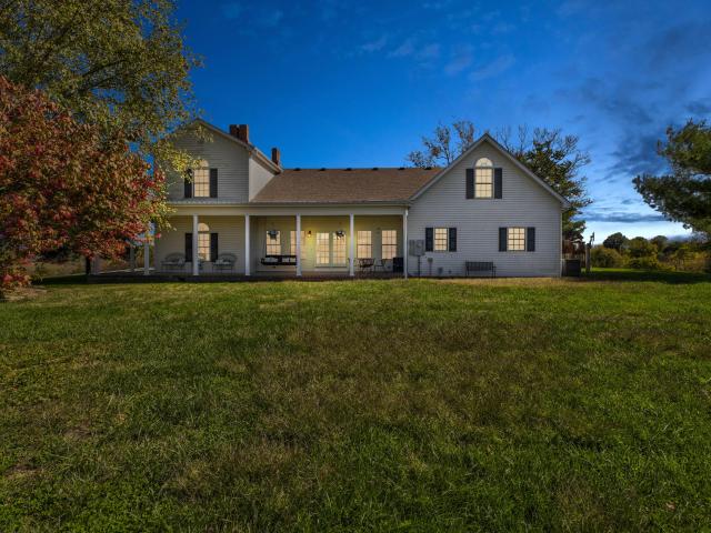 1332 Paris Road