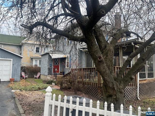 1332 River Road