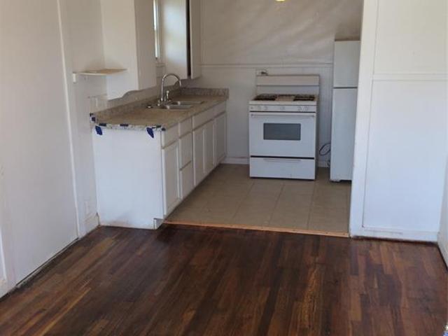 1332 S 9th Street
