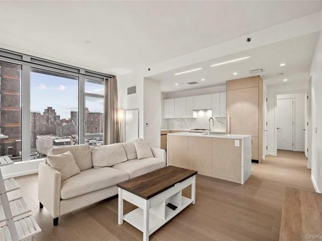 1332 th Ave Apt 3H, Flushing, NY 11354