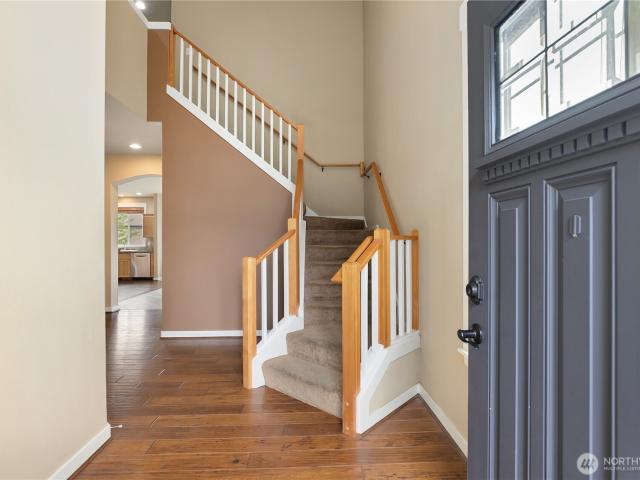 1332 th Avenue Ct E