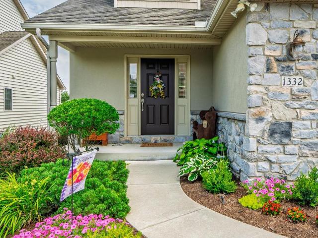 1332 Willow Creek Drive