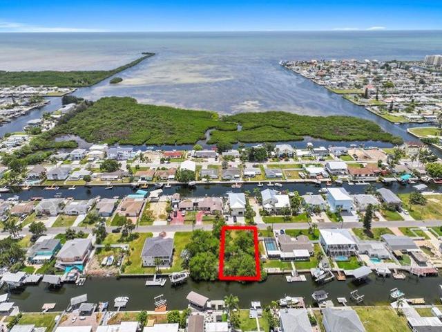 13330 Sunfish Dr, Hudson, FL 34667