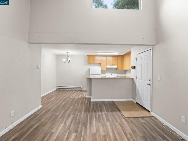 1333 N Camino Alto 273