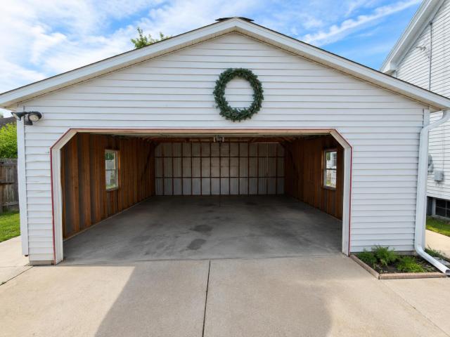 1333 Clara Ave