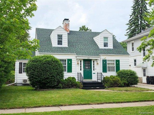 1333 Court St, Port Huron, MI 48060