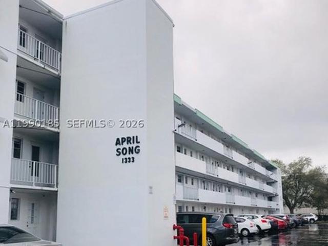 1333 E Hallandale Beach Blvd Apt 223, Hallandale Beach, FL 33009