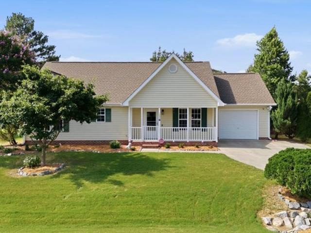 1333 E Stone Arch Dr, Fuquay Varina, NC 27526
