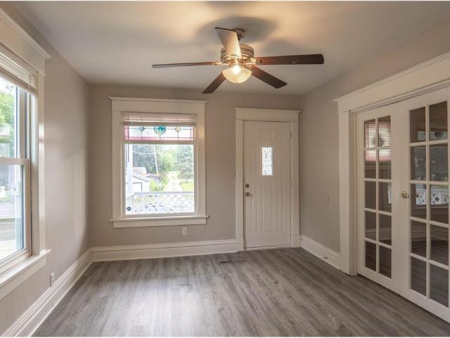1333 E Pacific St, Paul, MN 55106 | MLS #7015 | Compass
