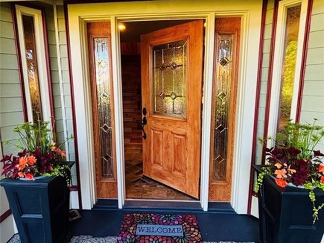 1333 W Smith Rd, Ferndale, WA 98248