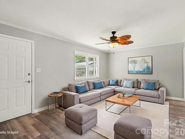 1333 Washington Lane