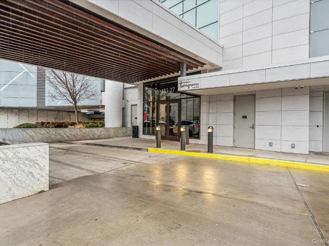 133 3 th Avenue, Unit 5E