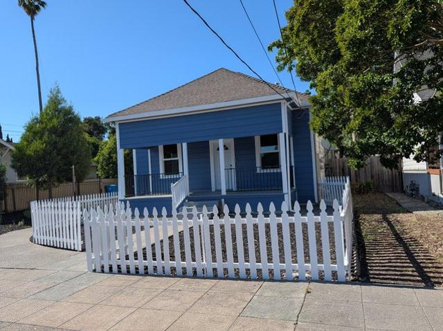 133 10th St, Santa Rosa, CA 95401