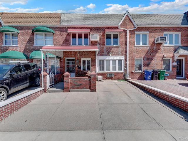 133 11 Peconic Street