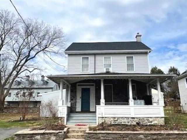 133 135 W Main St, Refton, PA 17568