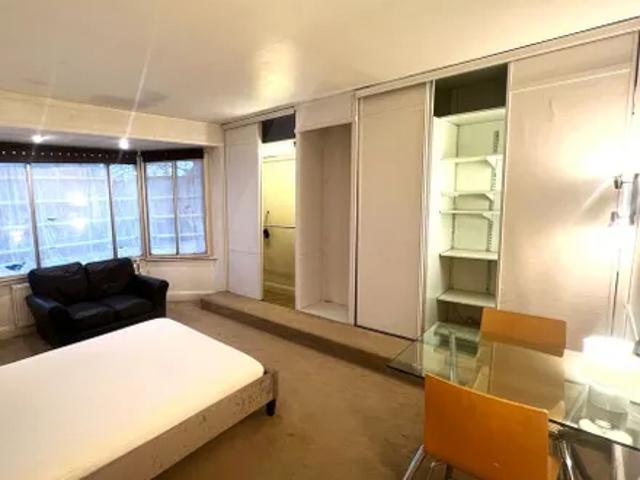 133 137 Rodenhurst Road, London, SW4 8QF, United Kingdom | Room for rent #165886074 | Rentberry