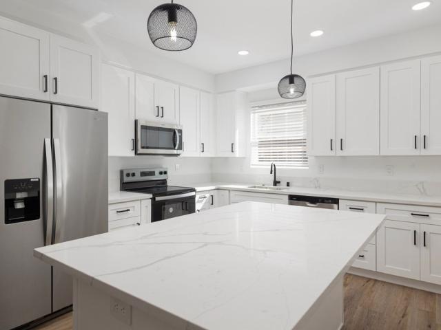 133 137 West Olive