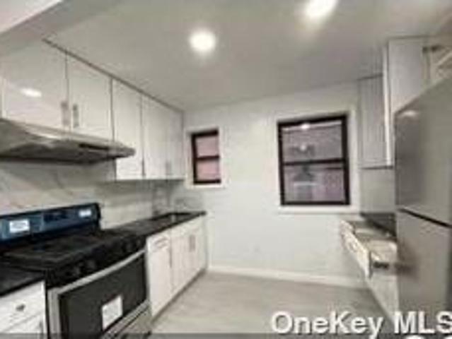133 14 Sanford Ave #2F, Flushing, NY 11355
