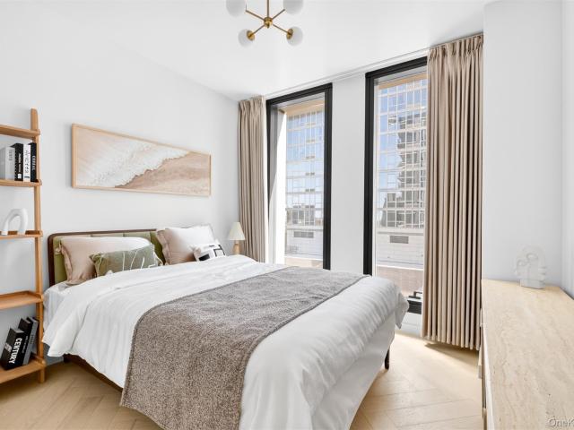 133 2 th Avenue, Unit 5K