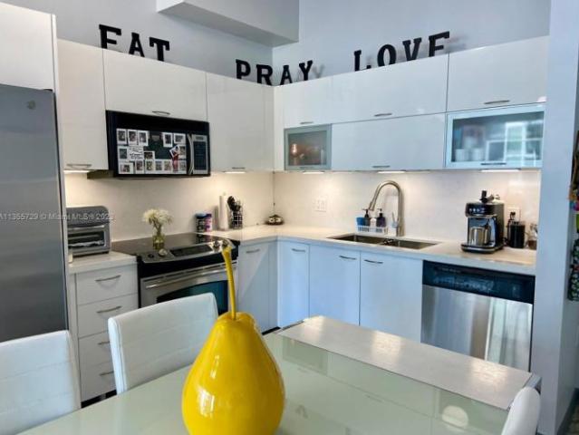 133 2nd Ave NE #1803, Miami, FL 33132