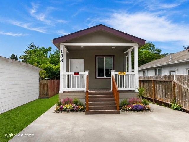 133 2nd Ave, Rio Dell, CA 95562