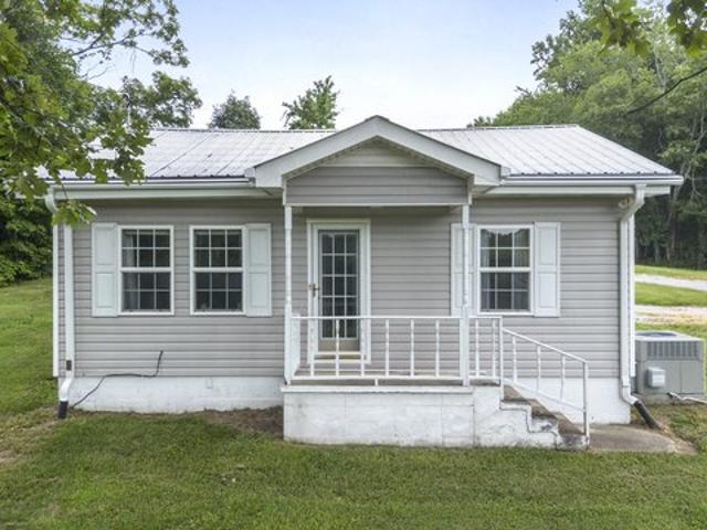 133 County Road 212, Athens, TN 37303