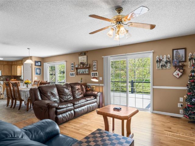 133 Country Air Lane