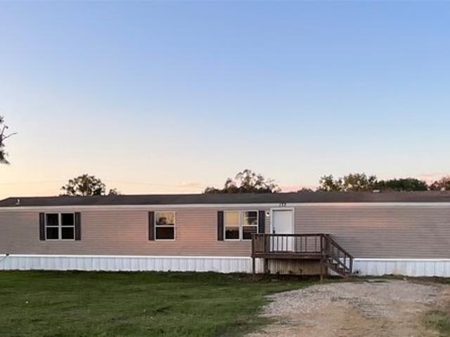 133 Country Oaks St, Brazoria, TX 77422