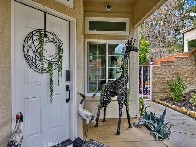 133 Concerto Dr, Oak Park, CA 91377 | MLS #SR26022 | Compass