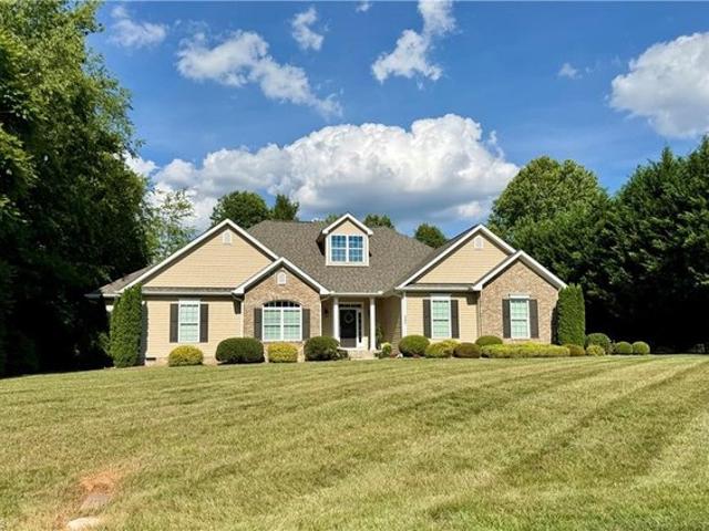 133 Cedar Ridge Dr, Millers Creek, NC 28651