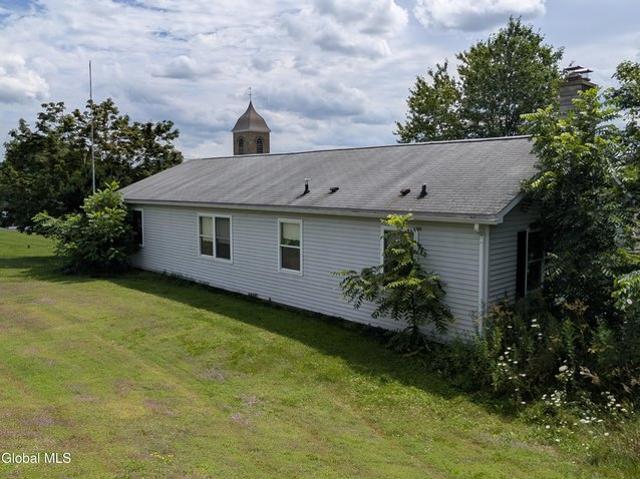 133 Church St, Esperance, NY 12066