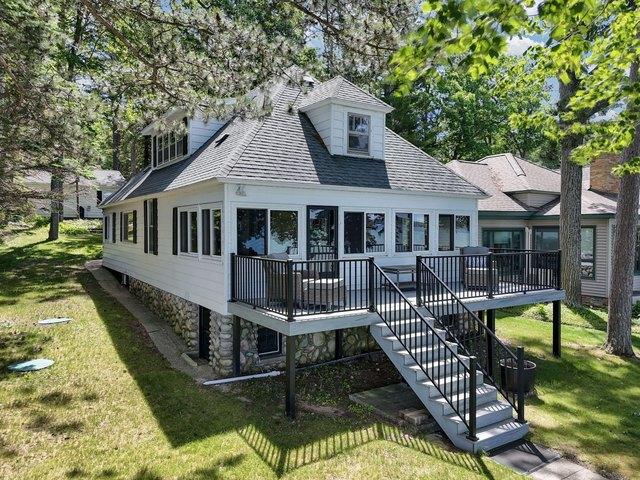 133 Chaney Point Dr, Roscommon, MI 48653