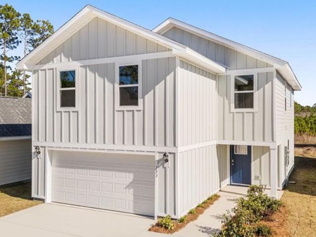 133 Chateau Ln, Port Saint Joe, FL 32456