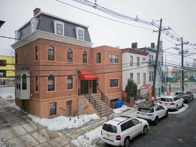 133 Clifton Pl Unit 2, Jersey City, NJ 07304