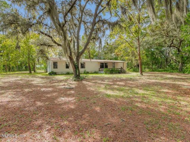 133 Augusta Ave, Satsuma, FL 32189