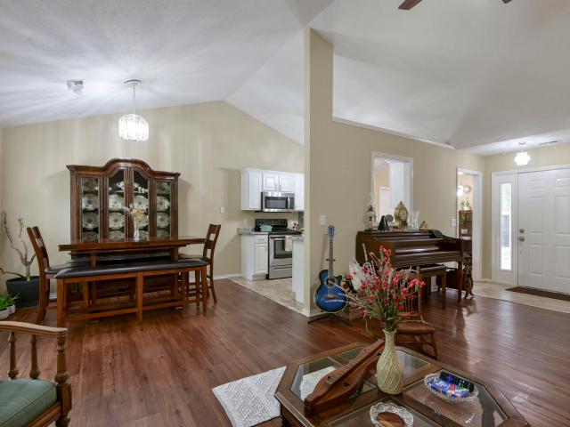 133 Birchwood Circle