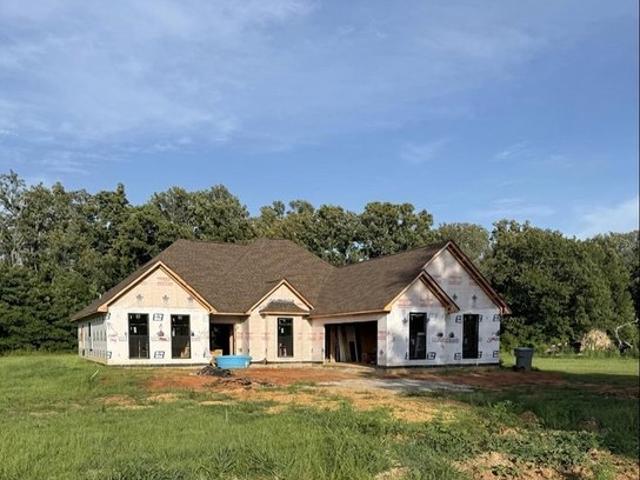 133 Glover Dr, Starkville, MS 39759
