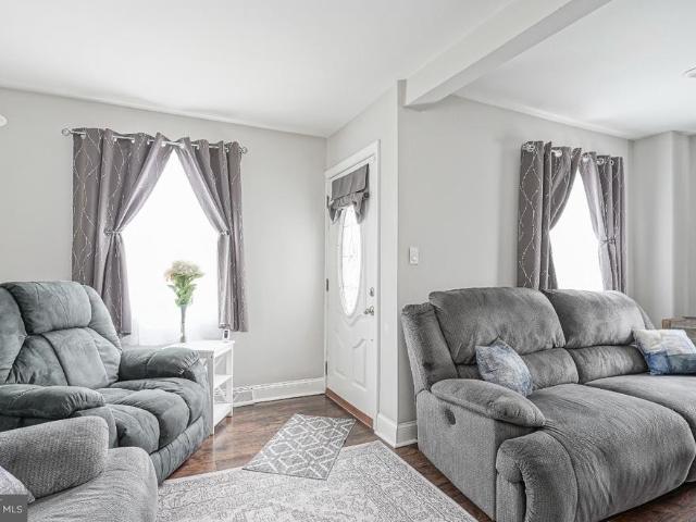133 Dobbs Avenue