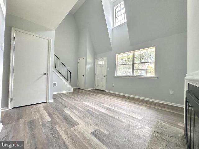 133 Denbigh Terrace # 33