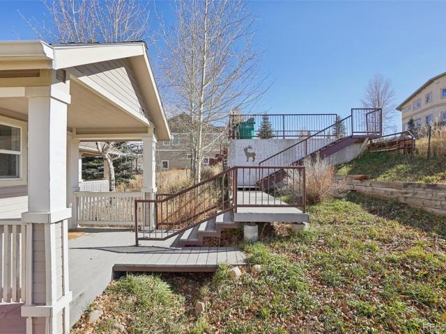 133 E Grand Avenue