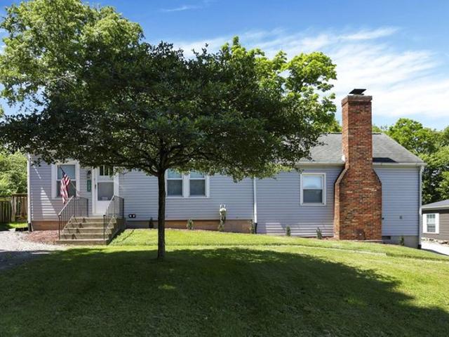 133 E South St, Lithopolis, OH 43136