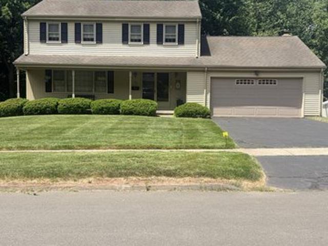 133 Forest Dr, Newington, CT 06111