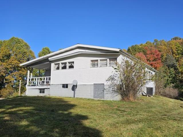 133 Forrest View Ln, Coeburn, VA 24230